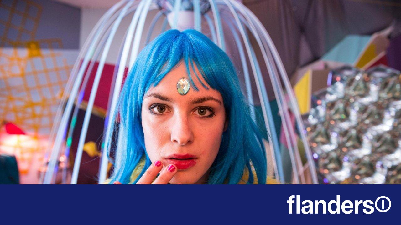 Electric Girl - Flanders Image